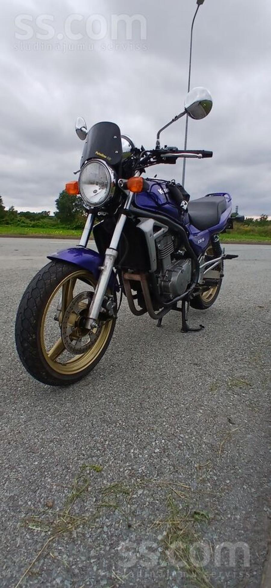 Kawasaki ER 5 1999 Rīga, ar dzinēja tilpumu 0.50 L un nobraukumu 0 tūkst. km par 1350 €, foto 3 vietnē AUTOMOTO.COM.LV