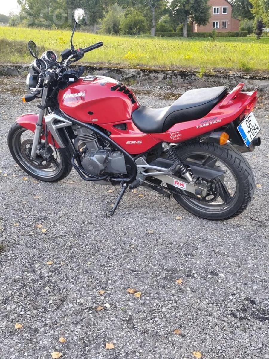 Kawasaki ER 5 1999 Gulbene, ar dzinēja tilpumu 0.50 L un nobraukumu 0 tūkst. km par 1450 €, foto 8 vietnē AUTOMOTO.COM.LV