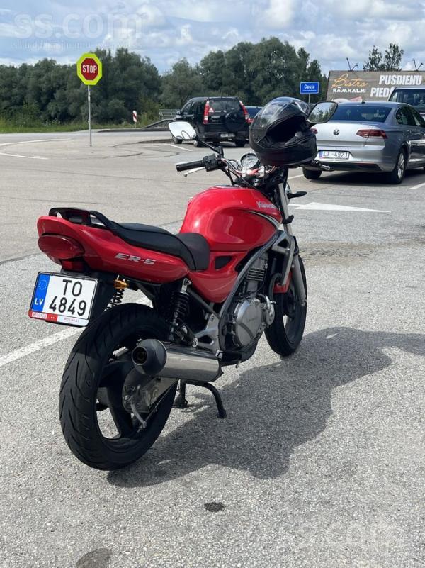 Кавасаки ER 5 2005 в Рига, объемом двигателя 0.50 л и пробегом 0 тыс. км за 1500 €, фото 3 на AUTOMOTO.COM.LV
