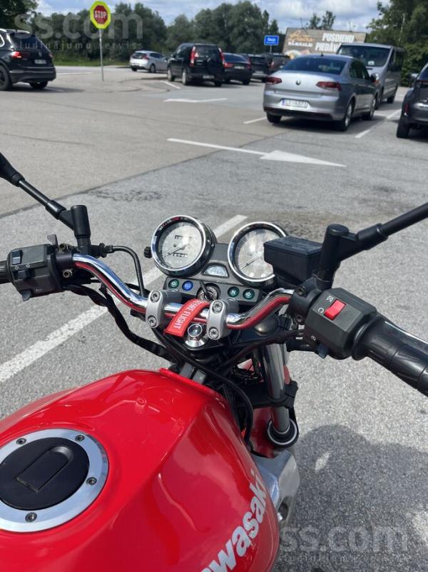 Кавасаки ER 5 2005 в Рига, объемом двигателя 0.50 л и пробегом 0 тыс. км за 1500 €, фото 8 на AUTOMOTO.COM.LV