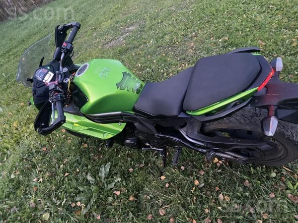 Kawasaki ER-6F 2012 Daugavpils, ar dzinēja tilpumu 0.65 L un nobraukumu 0 tūkst. km par 2300 €, foto 8 vietnē AUTOMOTO.COM.LV