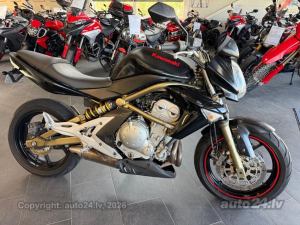 Black Kawasaki ER-6N 2007 in Tallinn, with an engine capacity of 0.65 L and mileage of 62 thousand km for 1990 €, photo 2 on AUTOMOTO.COM.LV