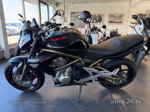 Black Kawasaki ER-6N 2007 in Tallinn, with an engine capacity of 0.65 L and mileage of 62 thousand km for 1990 €, photo 10 on AUTOMOTO.COM.LV