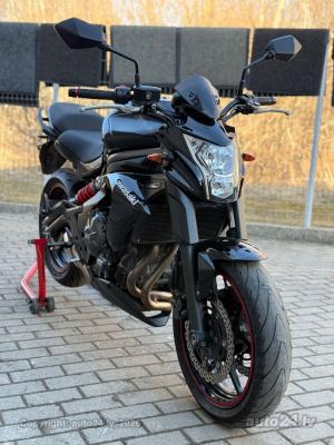 Melns Kawasaki ER-6N 2012 Pērnava, ar dzinēja tilpumu 0.65 L un nobraukumu 35 tūkst. km par 4190 €, foto 5 vietnē AUTOMOTO.COM.LV