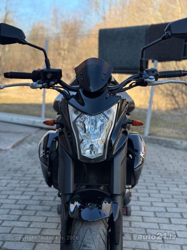 Melns Kawasaki ER-6N 2012 Pērnava, ar dzinēja tilpumu 0.65 L un nobraukumu 35 tūkst. km par 4190 €, foto 4 vietnē AUTOMOTO.COM.LV