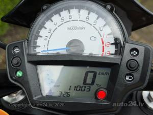Melns Kawasaki ER-6N 2014 Tallina, ar dzinēja tilpumu 0.65 L un nobraukumu 11 tūkst. km par 4500 €, foto 12 vietnē AUTOMOTO.COM.LV