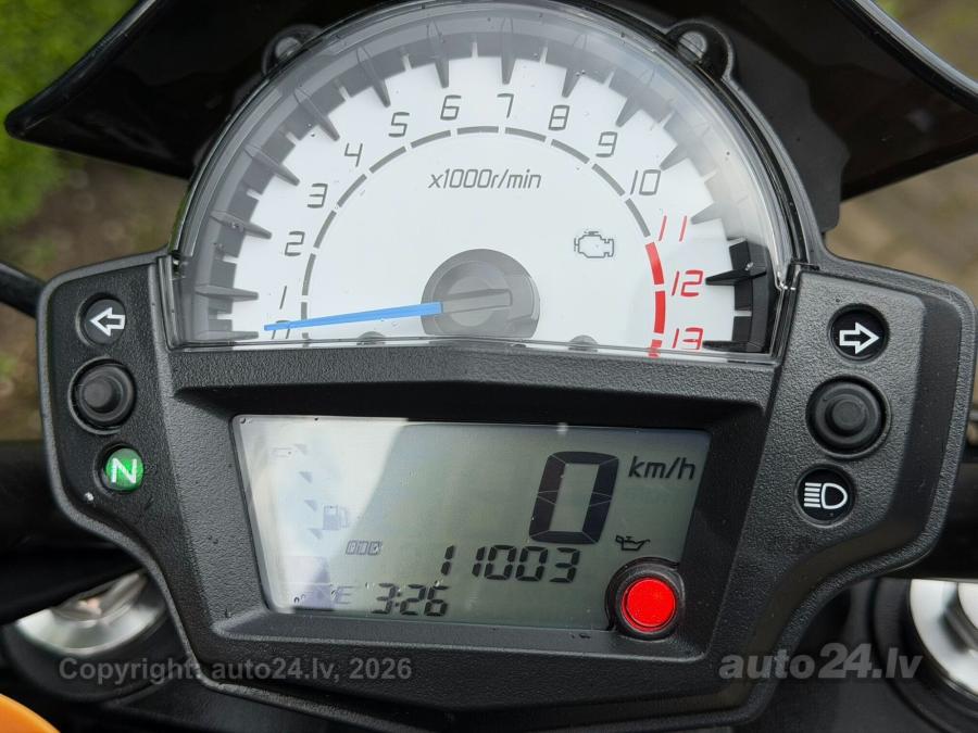 Melns Kawasaki ER-6N 2014 Tallina, ar dzinēja tilpumu 0.65 L un nobraukumu 11 tūkst. km par 4500 €, foto 12 vietnē AUTOMOTO.COM.LV