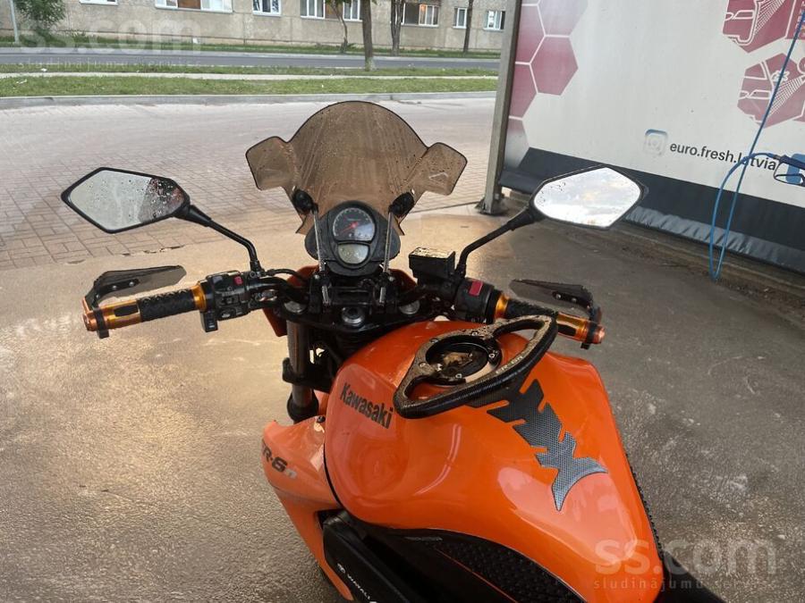 Kawasaki ER-6N 2007 Rēzekne, ar dzinēja tilpumu 0.65 L un nobraukumu 0 tūkst. km par 2500 €, foto 5 vietnē AUTOMOTO.COM.LV