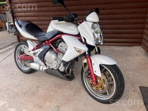 Kawasaki ER-6N 2007 Saldus, ar dzinēja tilpumu 0.65 L un nobraukumu 0 tūkst. km par 2400 €, foto 1 vietnē AUTOMOTO.COM.LV