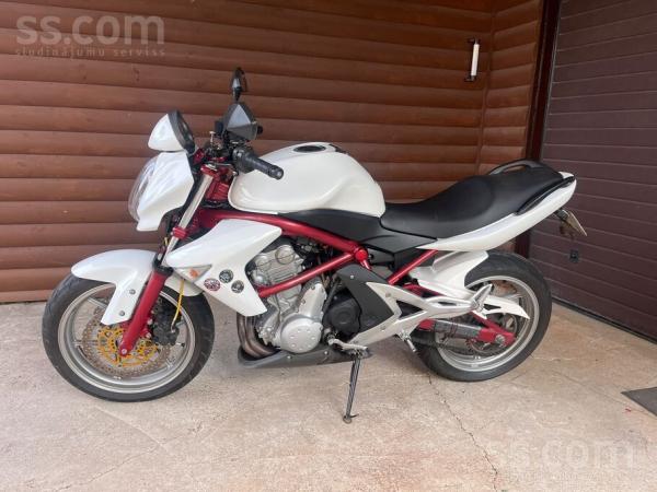 Kawasaki ER-6N 2007 Saldus, ar dzinēja tilpumu 0.65 L un nobraukumu 0 tūkst. km par 2400 €, foto 3 vietnē AUTOMOTO.COM.LV