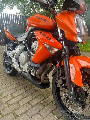 Kawasaki ER-6N 2008 Ogre, ar dzinēja tilpumu 0.65 L un nobraukumu 0 tūkst. km par 2450 €, foto 5 vietnē AUTOMOTO.COM.LV