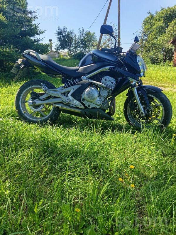 Kawasaki ER-6N 2008 in Talsi, with an engine capacity of 0.65 L and mileage of 0 thousand km for 1950 €, photo 5 on AUTOMOTO.COM.LV