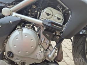 Kawasaki ER-6N 2009 in Riga, with an engine capacity of 0.65 L and mileage of 0 thousand km for 2800 €, photo 5 on AUTOMOTO.COM.LV