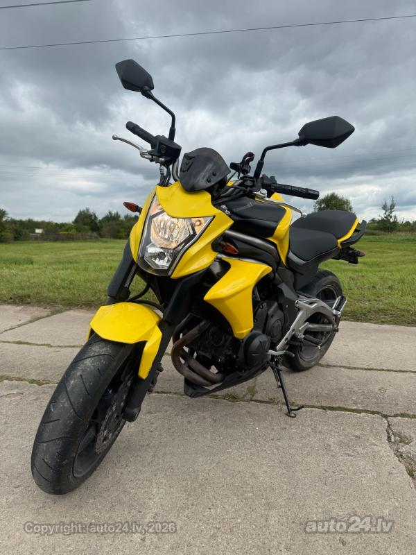Kawasaki ER-6N 2012 in Narva, with an engine capacity of 0.65 L and mileage of 14 thousand km for 3900 €, photo 3 on AUTOMOTO.COM.LV