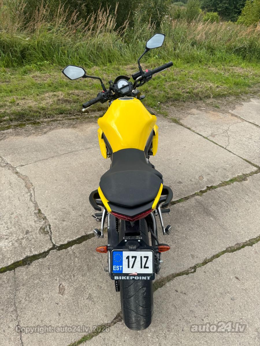Kawasaki ER-6N 2012 Narva, ar dzinēja tilpumu 0.65 L un nobraukumu 14 tūkst. km par 3900 €, foto 5 vietnē AUTOMOTO.COM.LV
