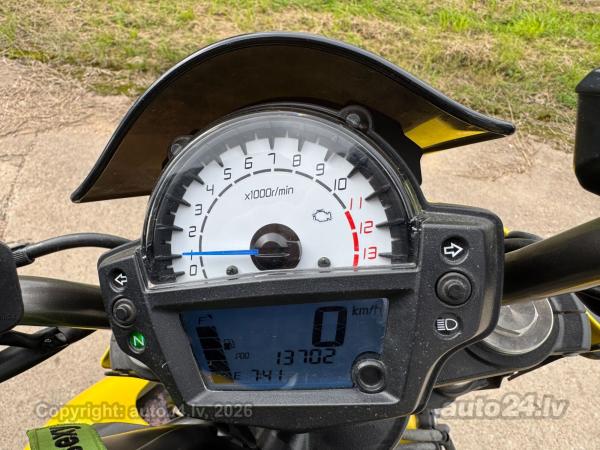 Kawasaki ER-6N 2012 in Narva, with an engine capacity of 0.65 L and mileage of 14 thousand km for 3900 €, photo 7 on AUTOMOTO.COM.LV