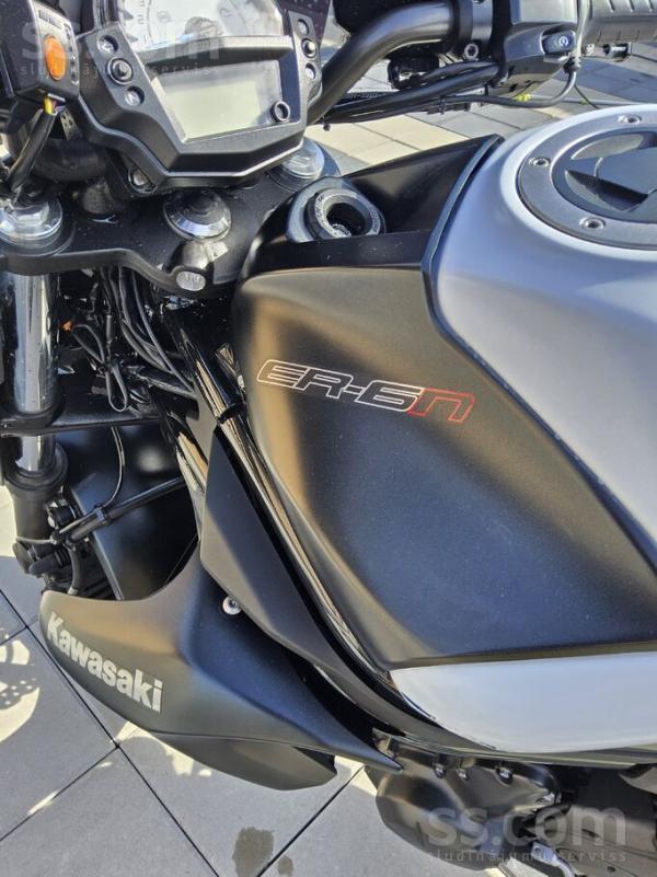 Kawasaki ER-6N 2014 in Daugavpils, with an engine capacity of 0.65 L and mileage of 0 thousand km for 3150 €, photo 7 on AUTOMOTO.COM.LV