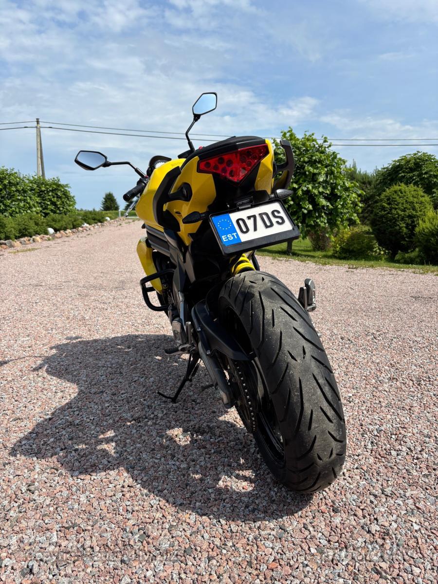 Kawasaki ER-6N 2014 in Tartu, with an engine capacity of 0.65 L and mileage of 7 thousand km for 4990 €, photo 5 on AUTOMOTO.COM.LV