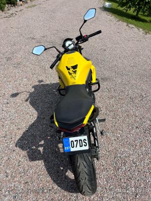 Kawasaki ER-6N 2014 in Tartu, with an engine capacity of 0.65 L and mileage of 7 thousand km for 4990 €, photo 8 on AUTOMOTO.COM.LV