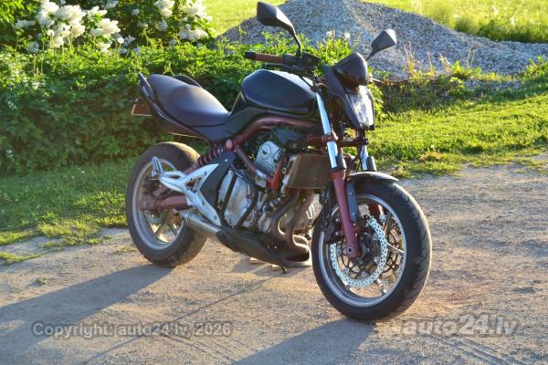 Sarkans Kawasaki ER-6N 2007 Jehvi, ar dzinēja tilpumu 0.65 L un nobraukumu 32 tūkst. km par 2600 €, foto 1 vietnē AUTOMOTO.COM.LV