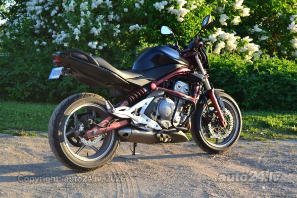 Sarkans Kawasaki ER-6N 2007 Jehvi, ar dzinēja tilpumu 0.65 L un nobraukumu 32 tūkst. km par 2600 €, foto 2 vietnē AUTOMOTO.COM.LV