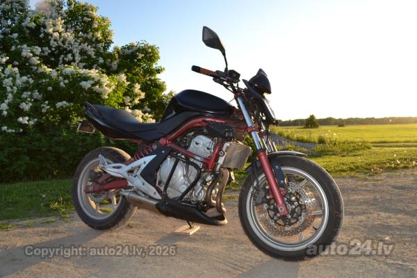 Sarkans Kawasaki ER-6N 2007 Jehvi, ar dzinēja tilpumu 0.65 L un nobraukumu 32 tūkst. km par 2600 €, foto 3 vietnē AUTOMOTO.COM.LV