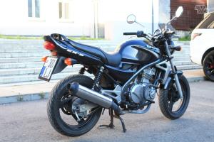 Melns Kawasaki ER 2005 Viļņa, ar dzinēja tilpumu 0.50 L un nobraukumu 29 tūkst. km par 1750 €, foto 4 vietnē AUTOMOTO.COM.LV