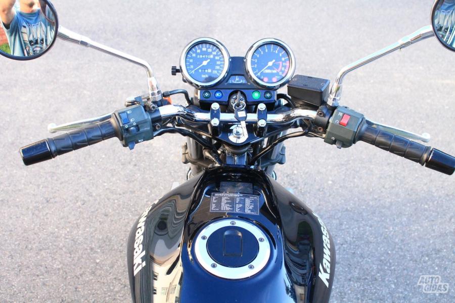 Melns Kawasaki ER 2005 Viļņa, ar dzinēja tilpumu 0.50 L un nobraukumu 29 tūkst. km par 1750 €, foto 11 vietnē AUTOMOTO.COM.LV