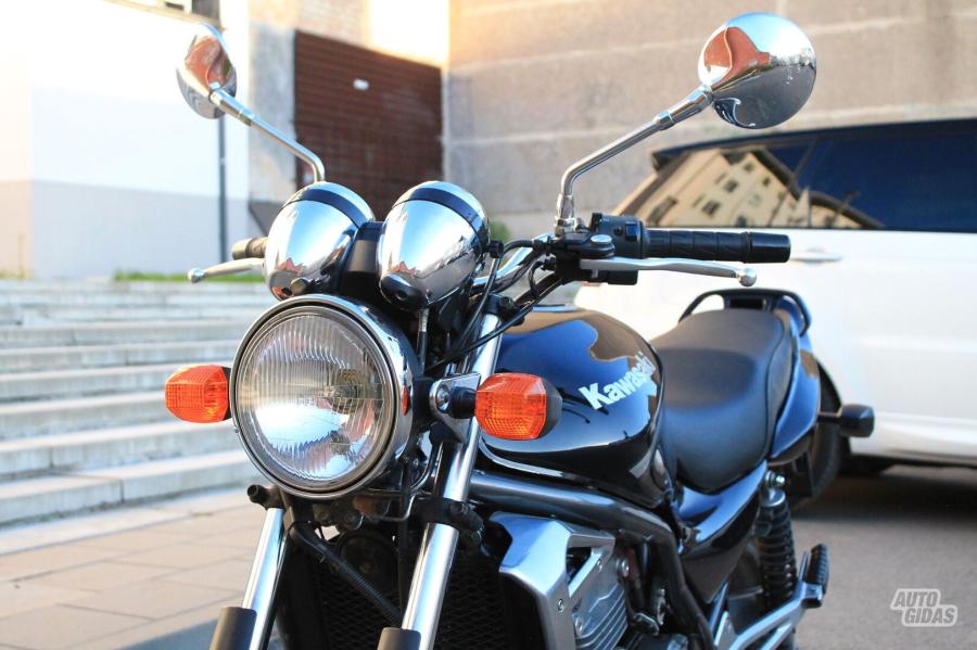 Melns Kawasaki ER 2005 Viļņa, ar dzinēja tilpumu 0.50 L un nobraukumu 29 tūkst. km par 1750 €, foto 13 vietnē AUTOMOTO.COM.LV