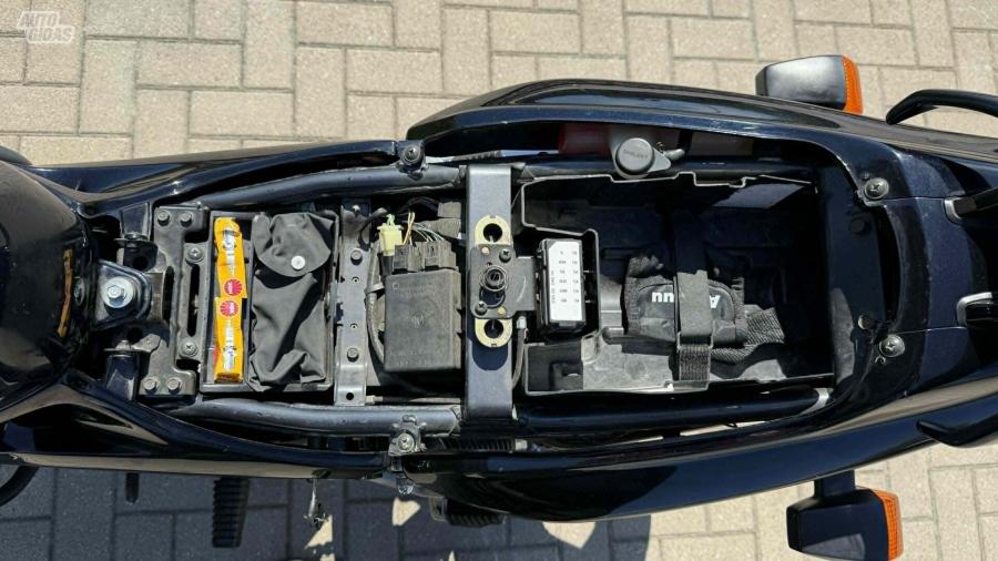 Melns Kawasaki ER 2005 Viļņa, ar dzinēja tilpumu 0.50 L un nobraukumu 29 tūkst. km par 1750 €, foto 19 vietnē AUTOMOTO.COM.LV