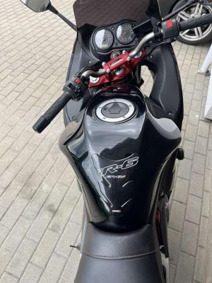 Melns Kawasaki ER 2006 Alīta, ar dzinēja tilpumu 0.65 L un nobraukumu 32 tūkst. km par 2600 €, foto 5 vietnē AUTOMOTO.COM.LV