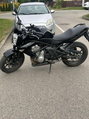 Melns Kawasaki ER 2008 Kauņa, ar dzinēja tilpumu 0.65 L un nobraukumu 40 tūkst. km par 2500 €, foto 4 vietnē AUTOMOTO.COM.LV