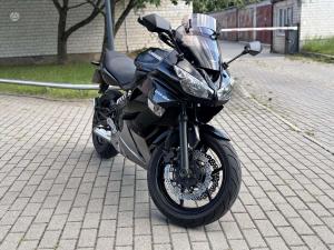 Black Kawasaki ER 2010 in Vilnius, with an engine capacity of 0.65 L and mileage of 81 thousand km for 2500 €, photo 4 on AUTOMOTO.COM.LV