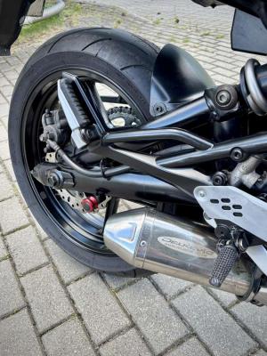Black Kawasaki ER 2010 in Vilnius, with an engine capacity of 0.65 L and mileage of 81 thousand km for 2500 €, photo 10 on AUTOMOTO.COM.LV