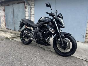 Black Kawasaki ER 2010 in Birstonas, with an engine capacity of 0.65 L and mileage of 32 thousand km for 2999 €, photo  on AUTOMOTO.COM.LV