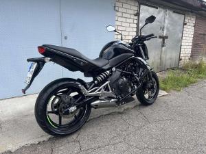 Black Kawasaki ER 2010 in Birstonas, with an engine capacity of 0.65 L and mileage of 32 thousand km for 2999 €, photo 6 on AUTOMOTO.COM.LV