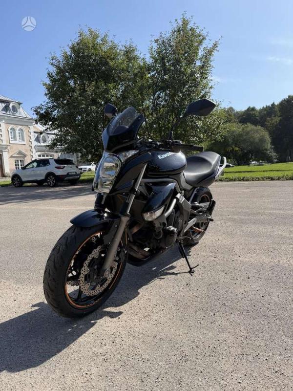 Melns Kawasaki ER 2010 Viļņa, ar dzinēja tilpumu 0.65 L un nobraukumu 26 tūkst. km par 3000 €, foto 5 vietnē AUTOMOTO.COM.LV