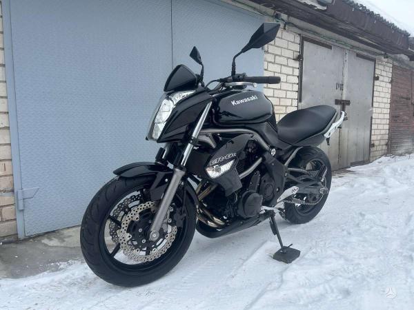 Black Kawasaki ER 2011 in Birstonas, with an engine capacity of 0.65 L and mileage of 23 thousand km for 3150 €, photo 2 on AUTOMOTO.COM.LV