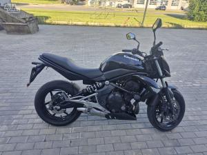 Black Kawasaki ER 2011 in Kaunas, with an engine capacity of 0.65 L and mileage of 46 thousand km for 2700 €, photo 3 on AUTOMOTO.COM.LV