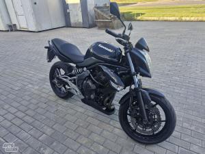 Black Kawasaki ER 2011 in Kaunas, with an engine capacity of 0.65 L and mileage of 46 thousand km for 2700 €, photo 4 on AUTOMOTO.COM.LV