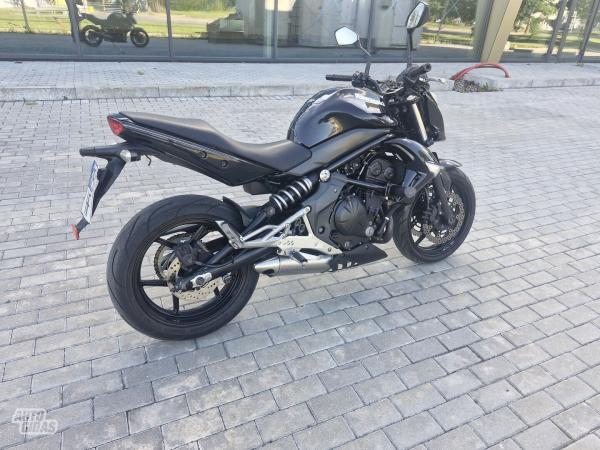 Black Kawasaki ER 2011 in Kaunas, with an engine capacity of 0.65 L and mileage of 46 thousand km for 2700 €, photo 7 on AUTOMOTO.COM.LV