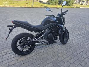 Black Kawasaki ER 2011 in Kaunas, with an engine capacity of 0.65 L and mileage of 46 thousand km for 2700 €, photo 10 on AUTOMOTO.COM.LV