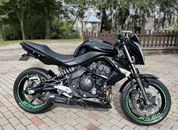 Black Kawasaki ER 2011 in Telschi, with an engine capacity of 0.65 L and mileage of 42 thousand km for 2550 €, photo 3 on AUTOMOTO.COM.LV