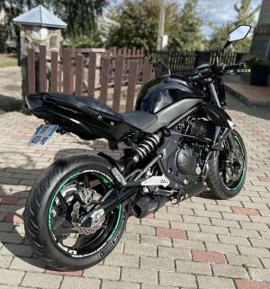Melns Kawasaki ER 2011 Telšiai, ar dzinēja tilpumu 0.65 L un nobraukumu 42 tūkst. km par 2550 €, foto 4 vietnē AUTOMOTO.COM.LV