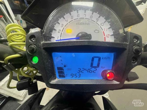 Melns Kawasaki ER 2012 Šauļi, ar dzinēja tilpumu 0.00 L un nobraukumu 33 tūkst. km par 2500 €, foto 5 vietnē AUTOMOTO.COM.LV