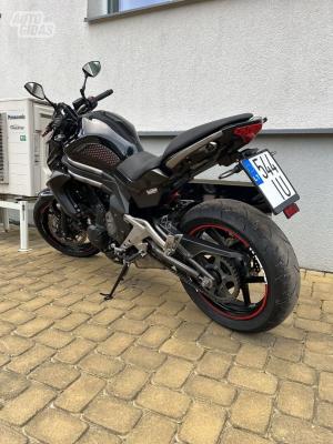Black Kawasaki ER 2012 in Vilnius, with an engine capacity of 0.65 L and mileage of 61 thousand km for 2700 €, photo 3 on AUTOMOTO.COM.LV