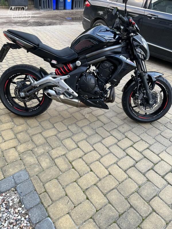 Black Kawasaki ER 2012 in Vilnius, with an engine capacity of 0.65 L and mileage of 61 thousand km for 2700 €, photo 7 on AUTOMOTO.COM.LV