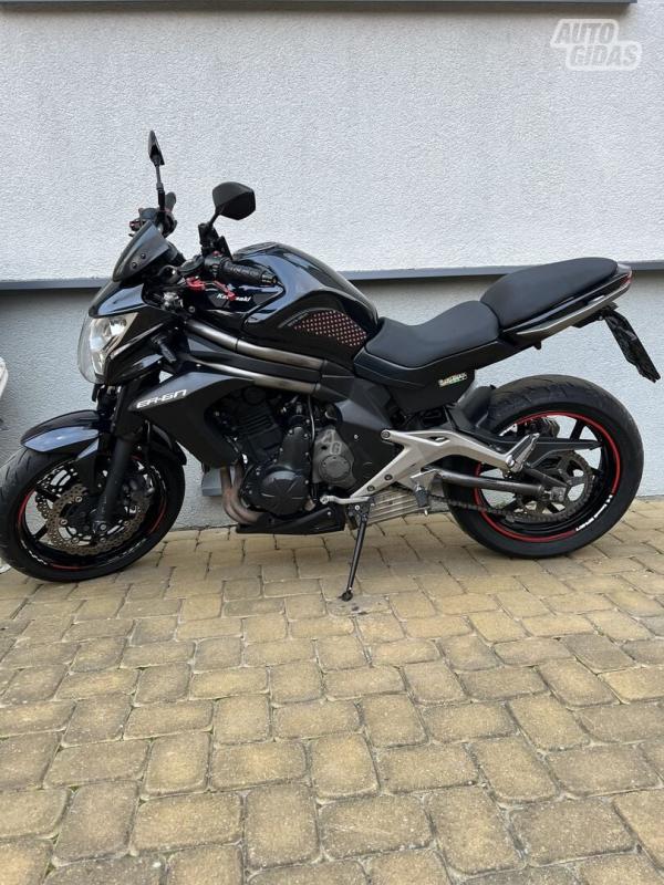 Black Kawasaki ER 2012 in Vilnius, with an engine capacity of 0.65 L and mileage of 61 thousand km for 2700 €, photo 8 on AUTOMOTO.COM.LV