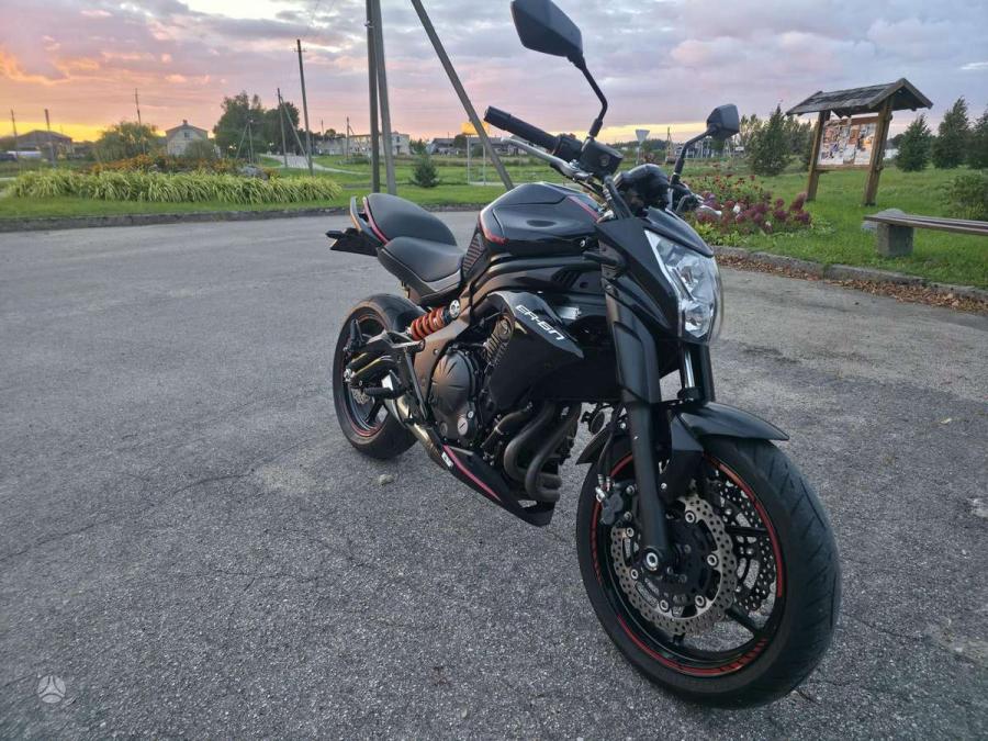 Melns Kawasaki ER 2012 Šauļi, ar dzinēja tilpumu 0.65 L un nobraukumu 19 tūkst. km par 2100 €, foto 1 vietnē AUTOMOTO.COM.LV