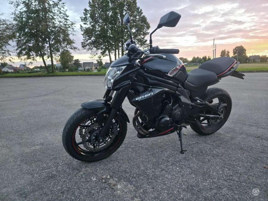 Melns Kawasaki ER 2012 Šauļi, ar dzinēja tilpumu 0.65 L un nobraukumu 19 tūkst. km par 2100 €, foto 8 vietnē AUTOMOTO.COM.LV